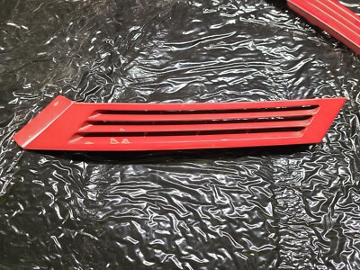 Mercedes Benz W201 190E 180E side vent trim drivers side signal red ...