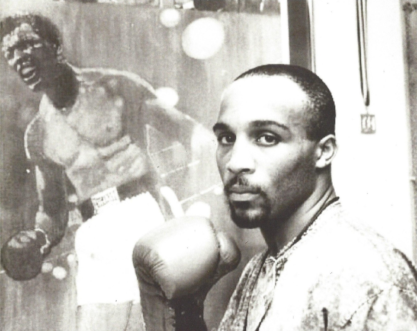 BUDDY McGIRT 8X10 PHOTO BOXING PICTURE B/W POSE | eBay