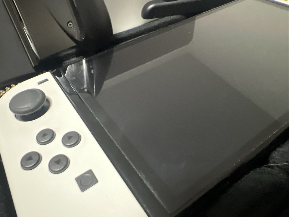 Nintendo Switch OLED Model HEG-001 - 64GB - Zelda BoTW Case ...