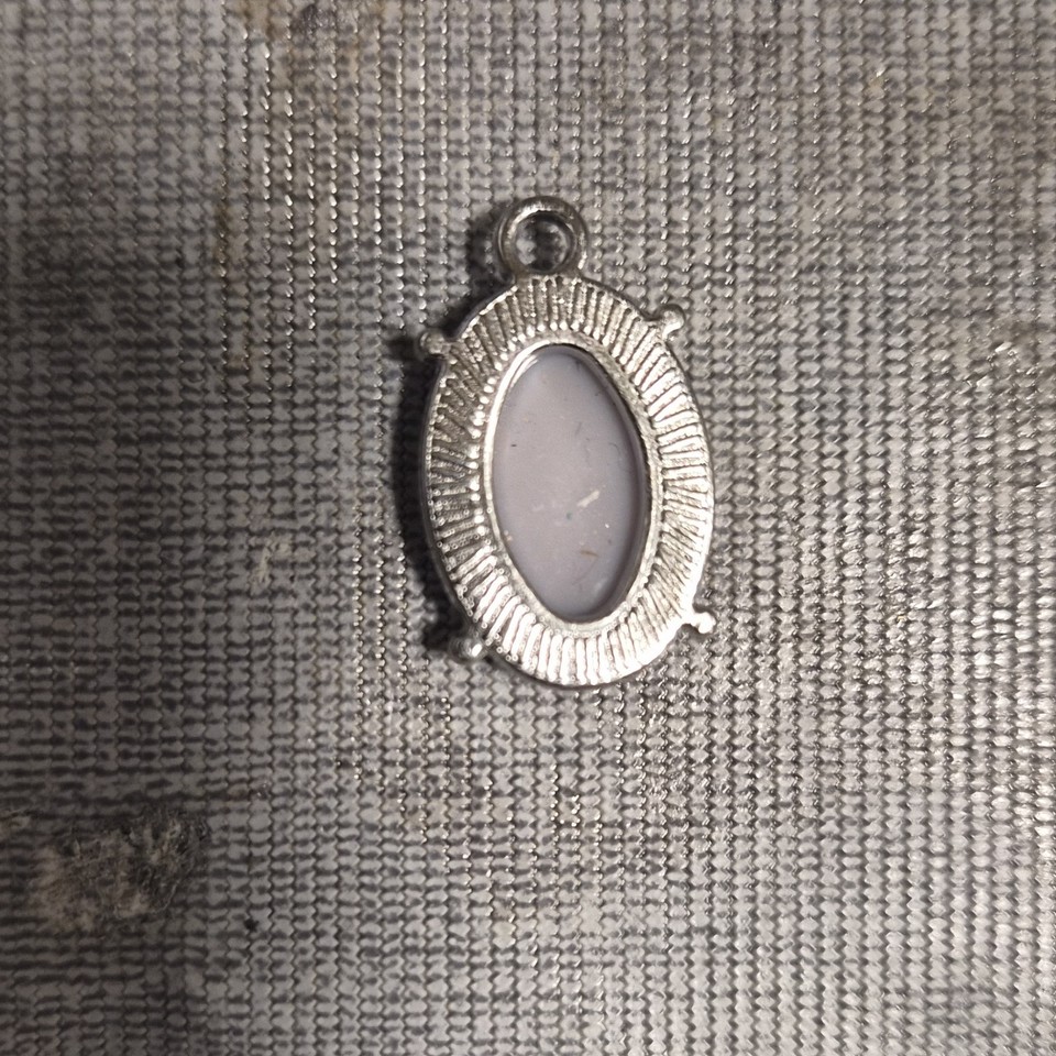 Oval Gray Stone Pendant with Silver Metal Frame | eBay