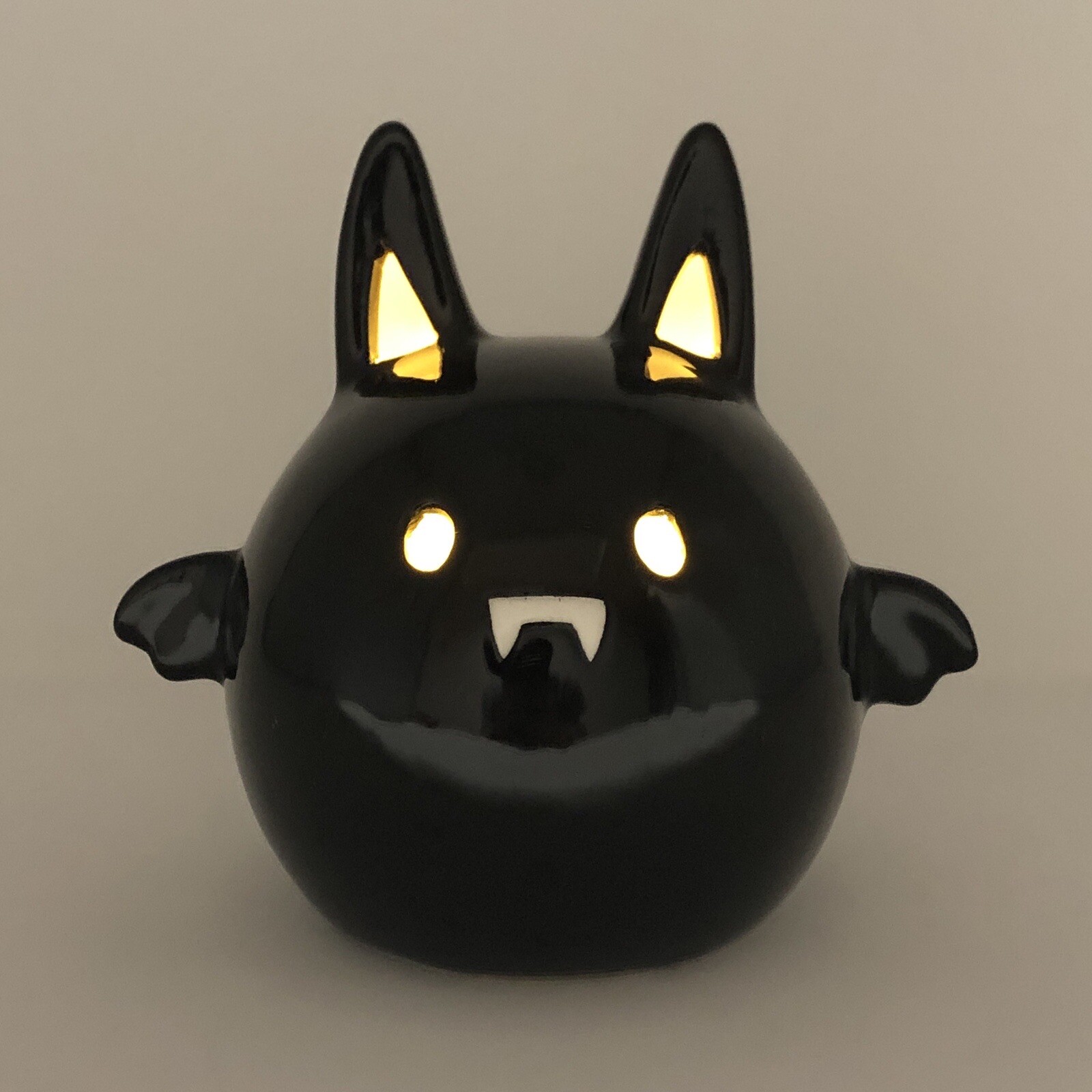 NEW-Target Bullseye Playground Ceramic Light Up Bat Figure-Halloween | eBay