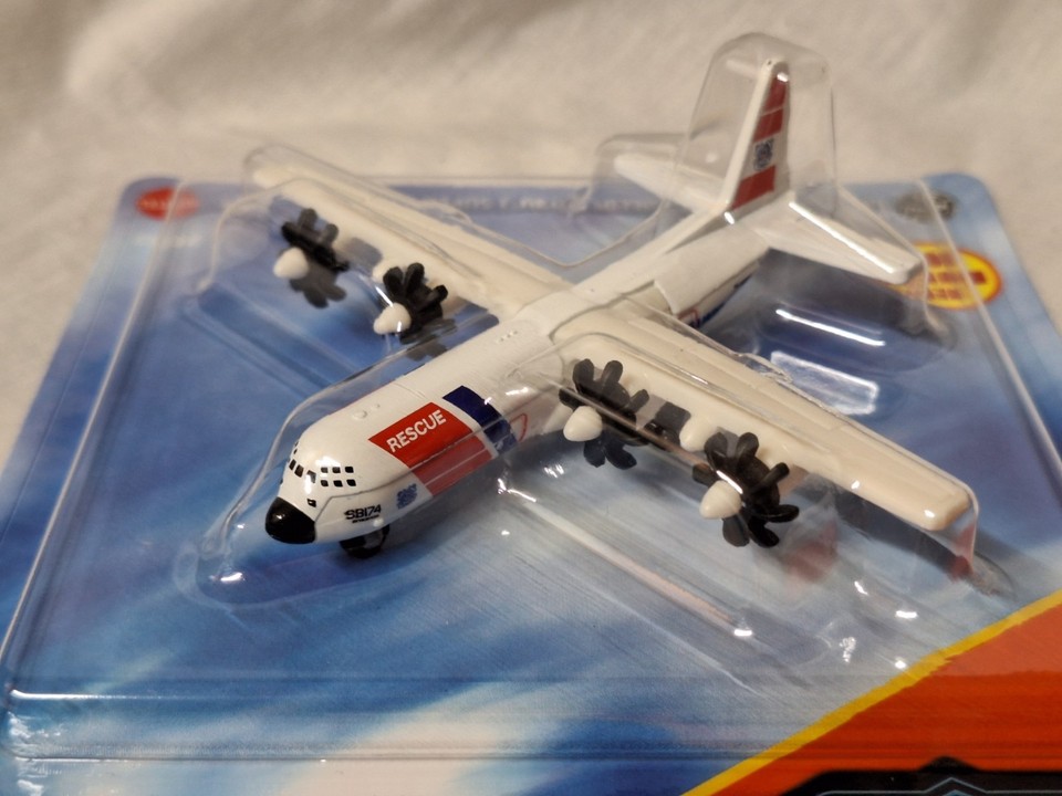 Matchbox 2025 Sky Busters 28/32 Lockheed C-130 J Super Hercules MOC ...