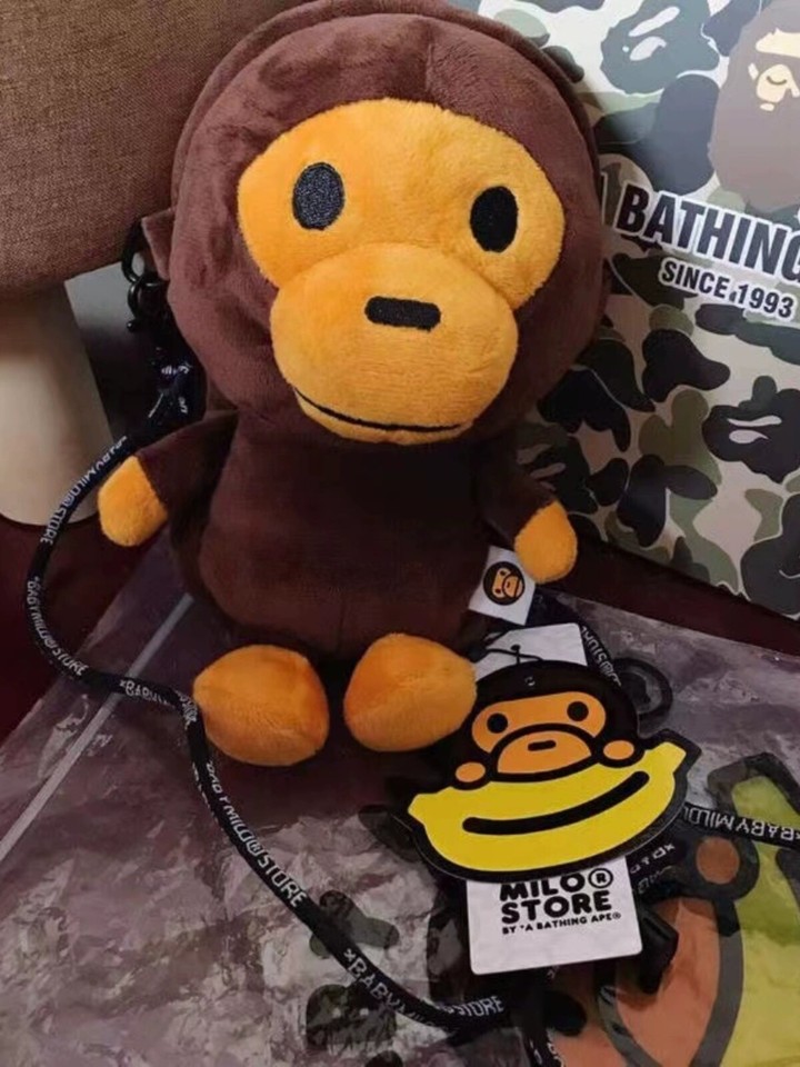 A BATHING APE Baby Milo Store Monkey Basic Version Shoulder Bag Holiday ...