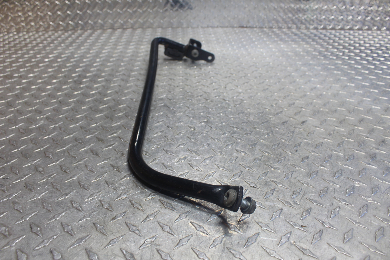 harley-davidson OEM SADDLEBAG CASE MOUNTING RIGHT SIDE BRACKET MOUNT | eBay