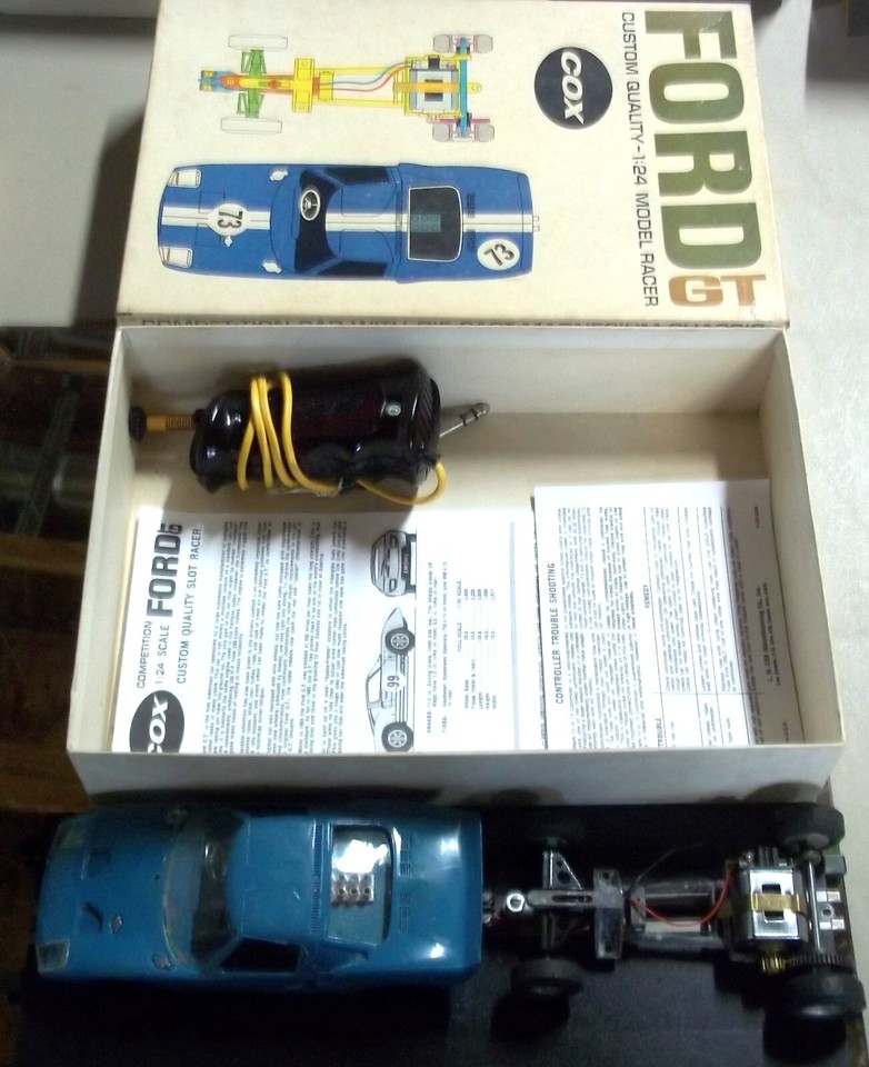 COX VINTAGE 1/24 1/25 FORD GT BLUE SLOT CAR CHASSIS BOX + REVELL KB AMT ...