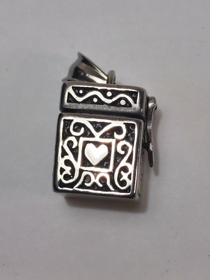 Silver Tone Scroll Heart Locket Box Vintage | eBay