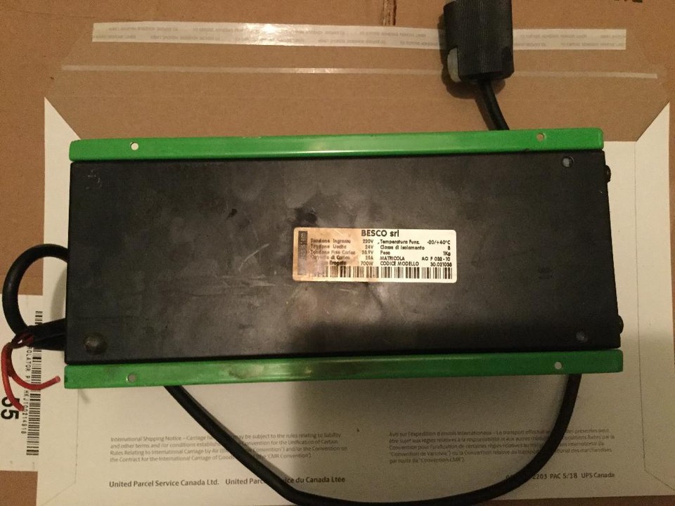 BESCO srl Battery Charger 220V input/ 24V output For parts | eBay