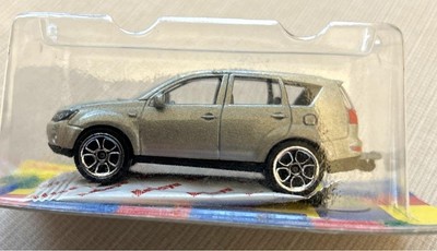 Majorette Mitsubishi Outlander Silver Toy Car | eBay Australia