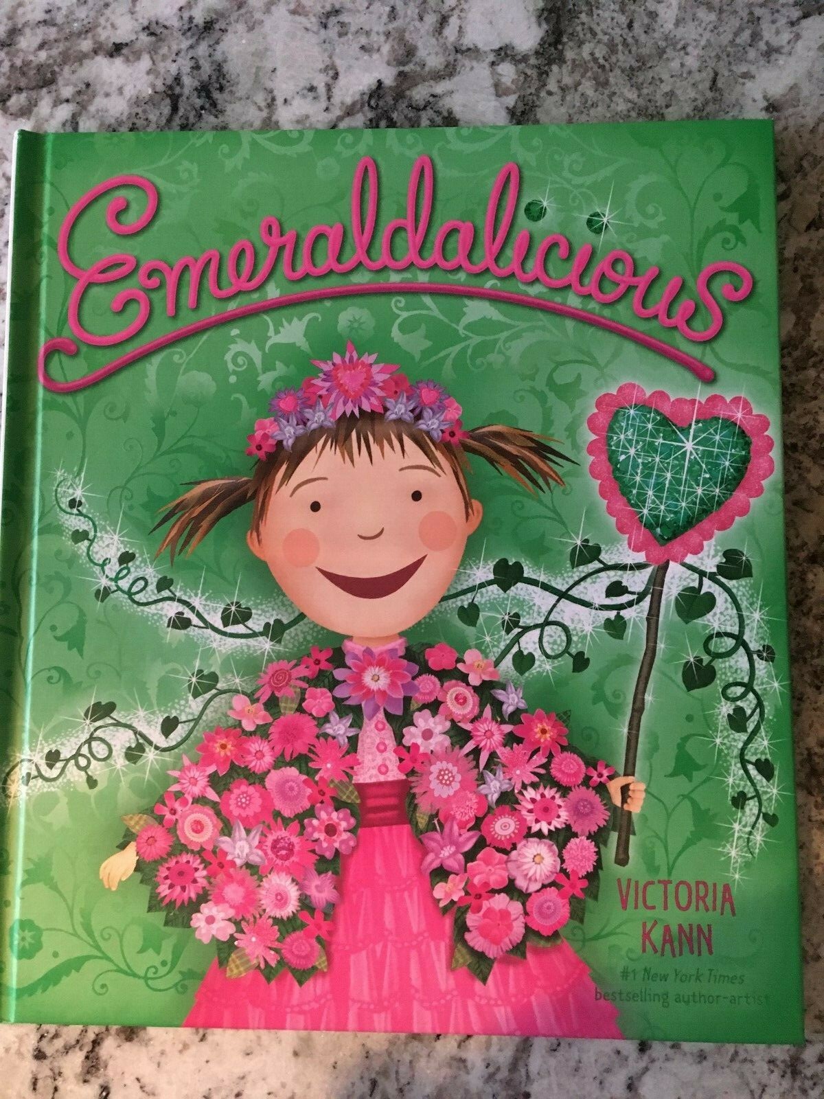 Goldilicious Emeraldalicious by Victoria Kann Set of 2 Hardcover Books ...