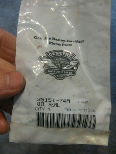 OEM NOS Harley Davidson Oil Shaft Seal for Big twin (?) RARE # 35171-17 ...