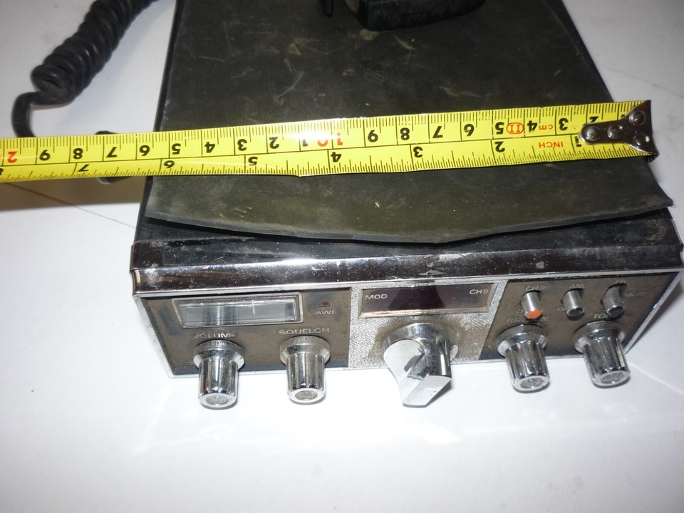 Vintage Realistic model TRC-427 40 CH CB Radio Transceiver w/ Mic ...