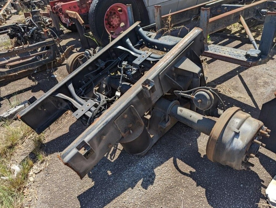 Hendrickson Air Lift Axle Model# MY12A-614TD7P Serial# HAUX59743 Tag ...