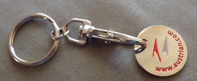 OS AUSTRIAN AIRLINES KEY CHAIN KEY RING WITH 1 TOKEN RARE HARD TO FIND ...