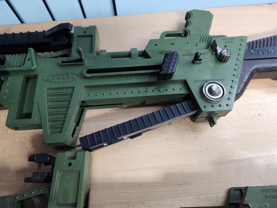 2x Vintage Johnny Seven O.M.A TOY Gun Topper 1964 One Man Army 18b | eBay