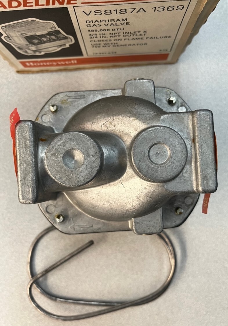 Honeywell Vs8187a 1369 Diaphram Gas Valve 750 MV Millivolt Powerpile ...