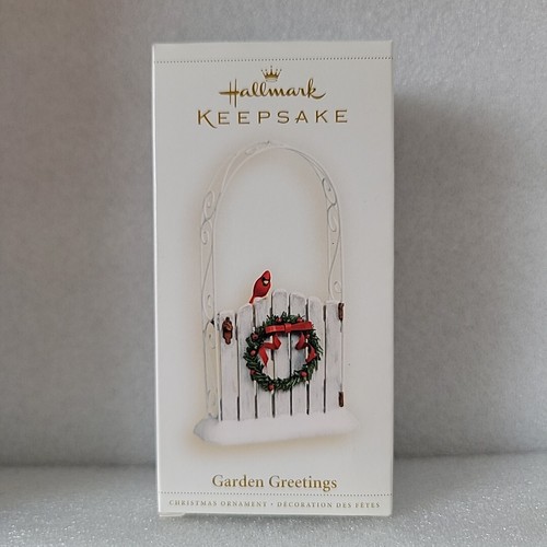 Hallmark Keepsake Christmas Ornament GARDEN GREETINGS Cardinal Wreath ...