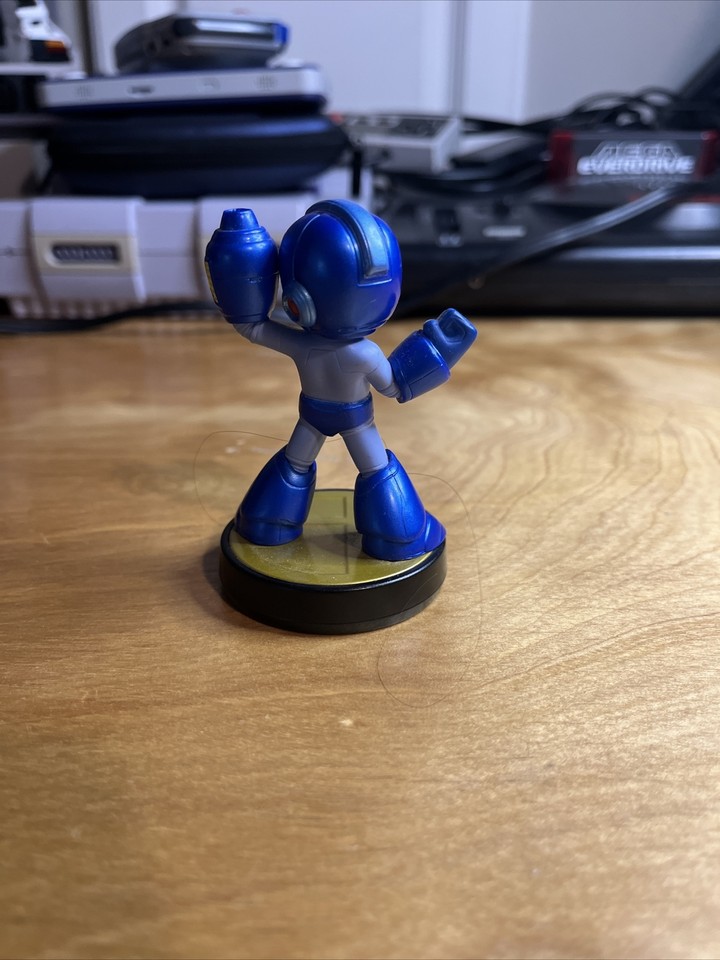 Genuine Nintendo Mega Man (Mega Man) Super Smash Bros. Amiibo Loose ...
