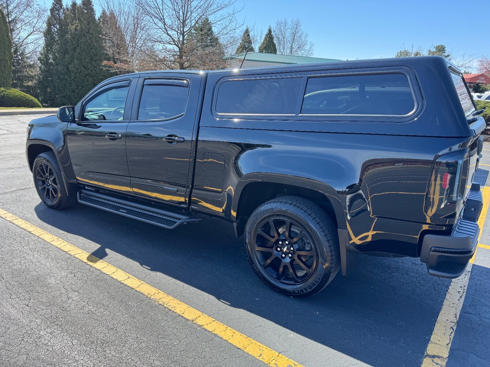 Black Chevy Colorado Truck Bed Topper - Like New, 1 owner | eBay