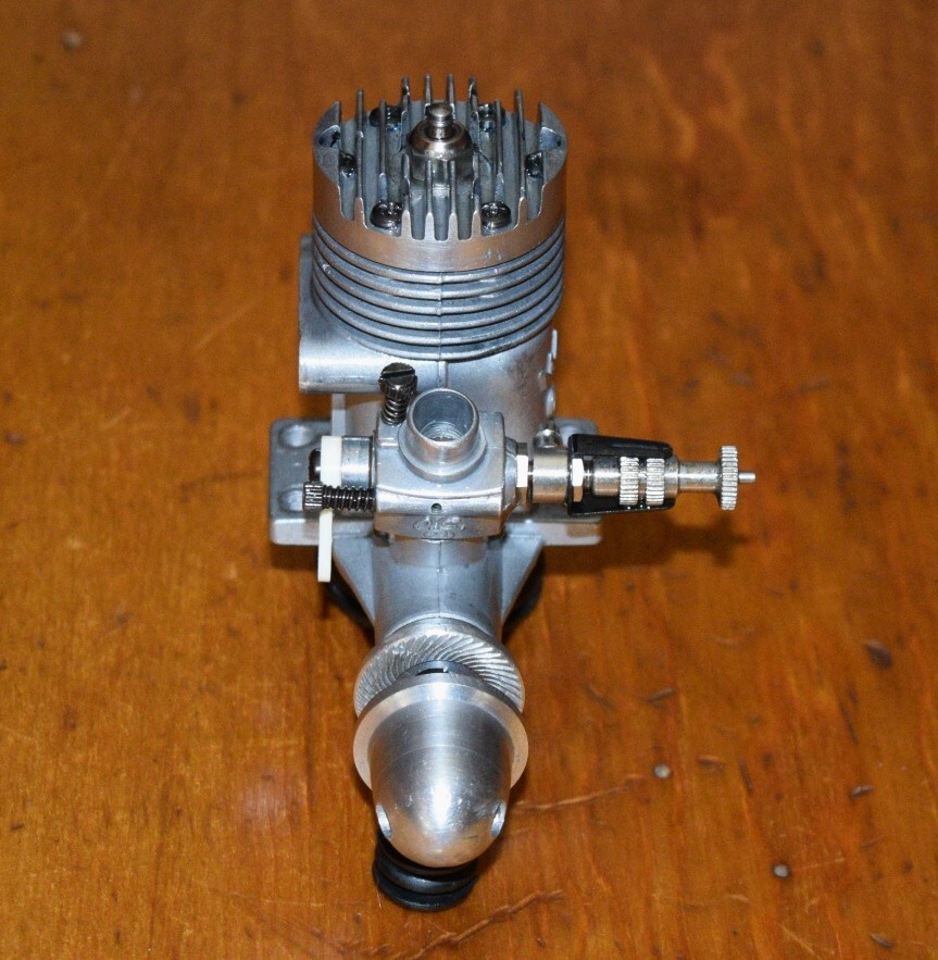 1971 OS 20 RC model airplane engine Spinner .20 max vintage glow motor ...