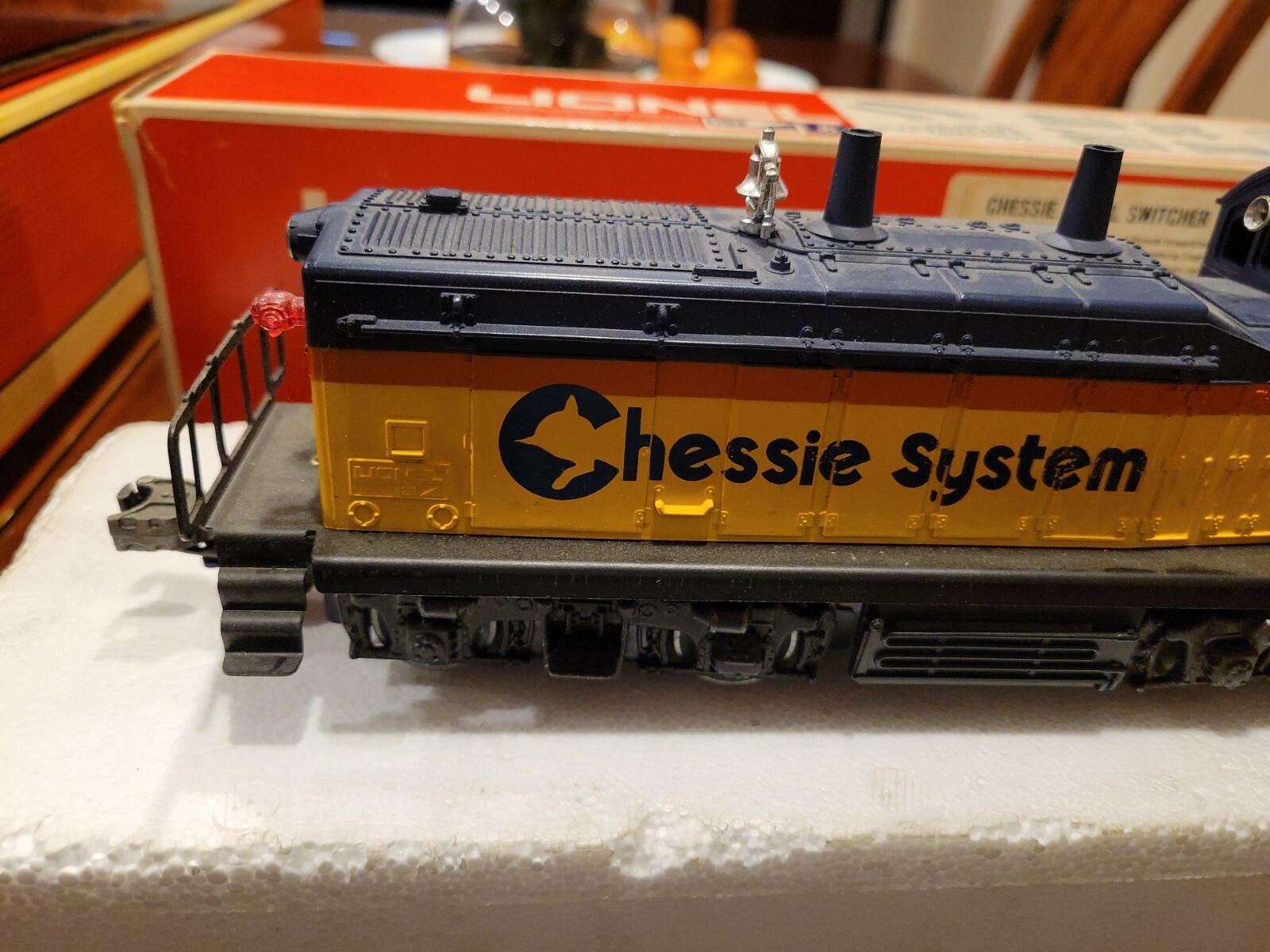 Lionel 6-8556 O Gauge Chessie NW-2 Diesel Switcher Locomotive B&O 1975 ...