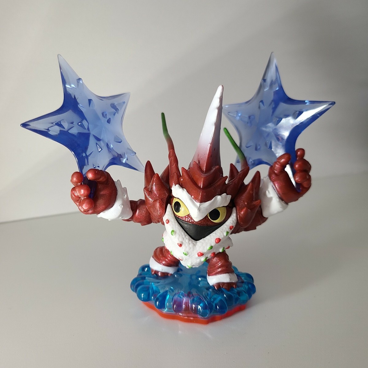 Skylanders Trap Team Winterfest Lob Star