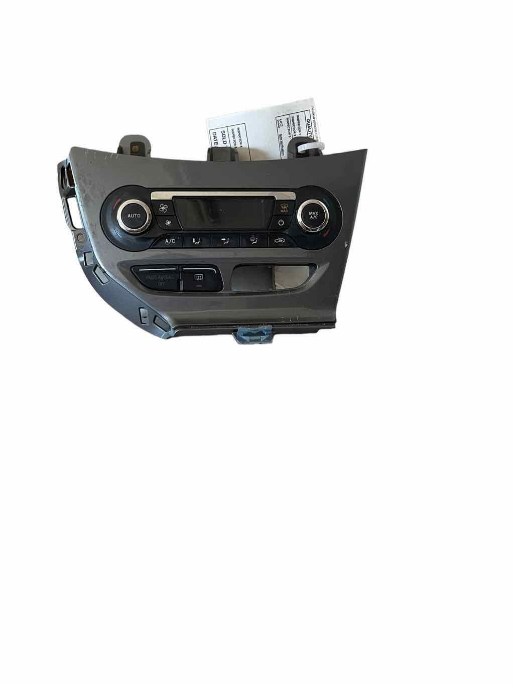 12 FORD FOCUS Heater AC Control Switch Automatic Dual Zone BM5T-18C612 ...