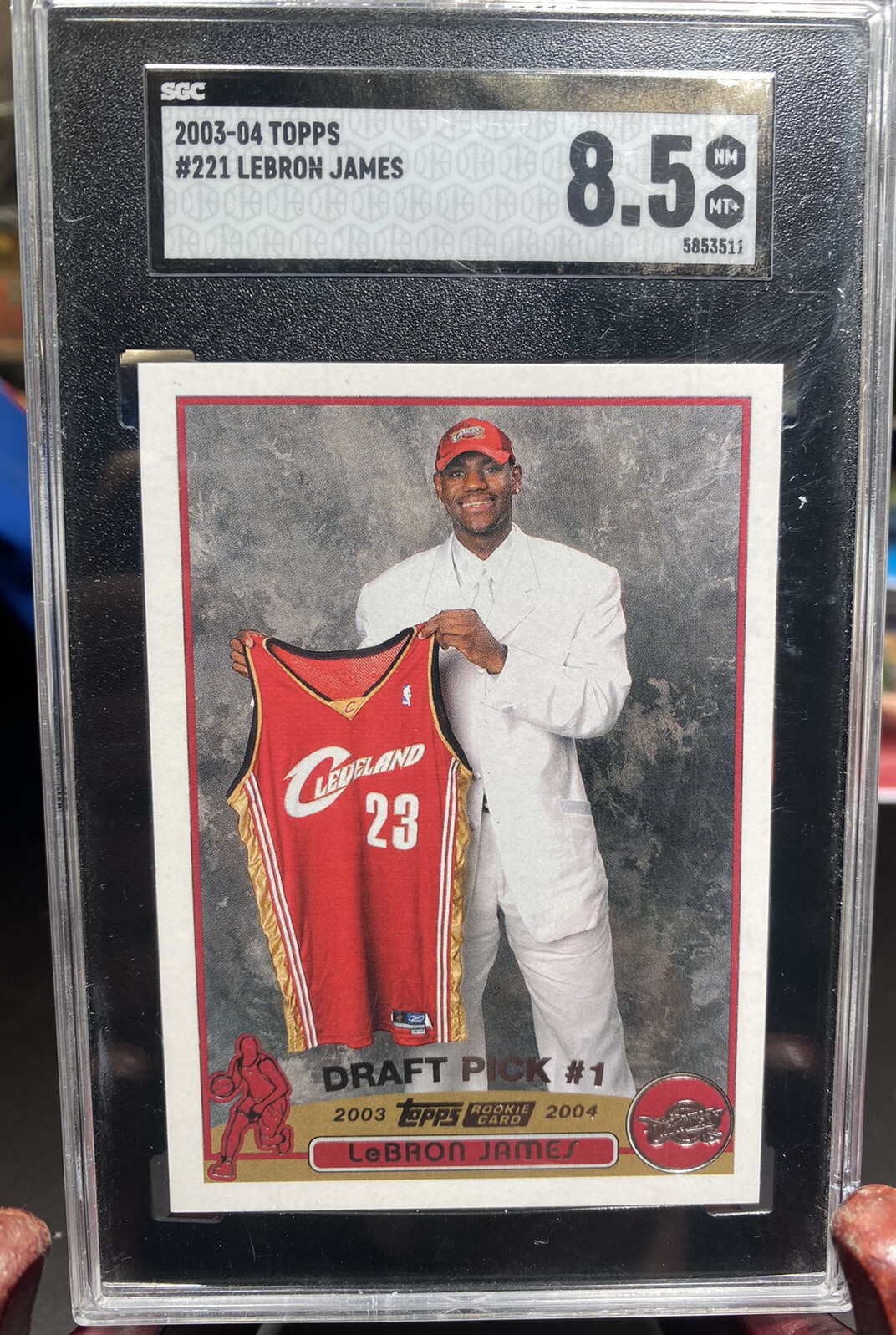 2003-04 Topps LEBRON JAMES Draft Pick Rookie RC #221 NM Near Mint SGC 8 ...