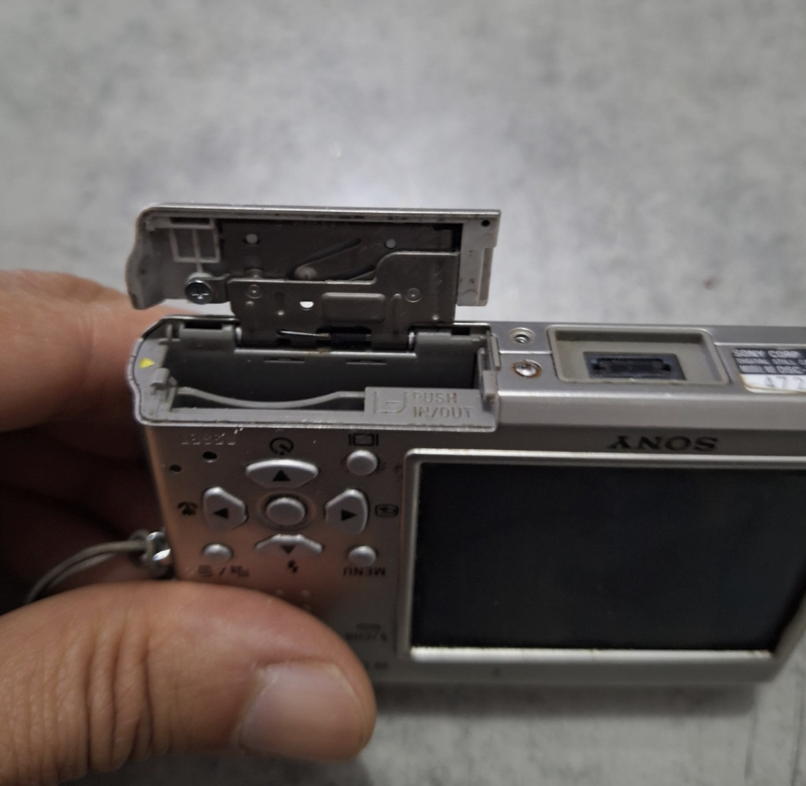 Sony Cyber-Shot DSC-T1 5.0MP Digital Camera Silver | eBay UK
