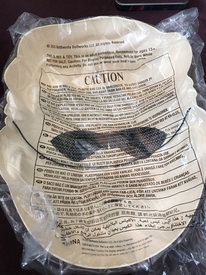 Pax West 2018 Fallout 76 Vault Boy Mask NEW Bethesda Quakecon Gamescom ...