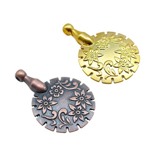 Vintage Thread Cutter Pendant Exquisite Metal Cutter Sewing Cross ...