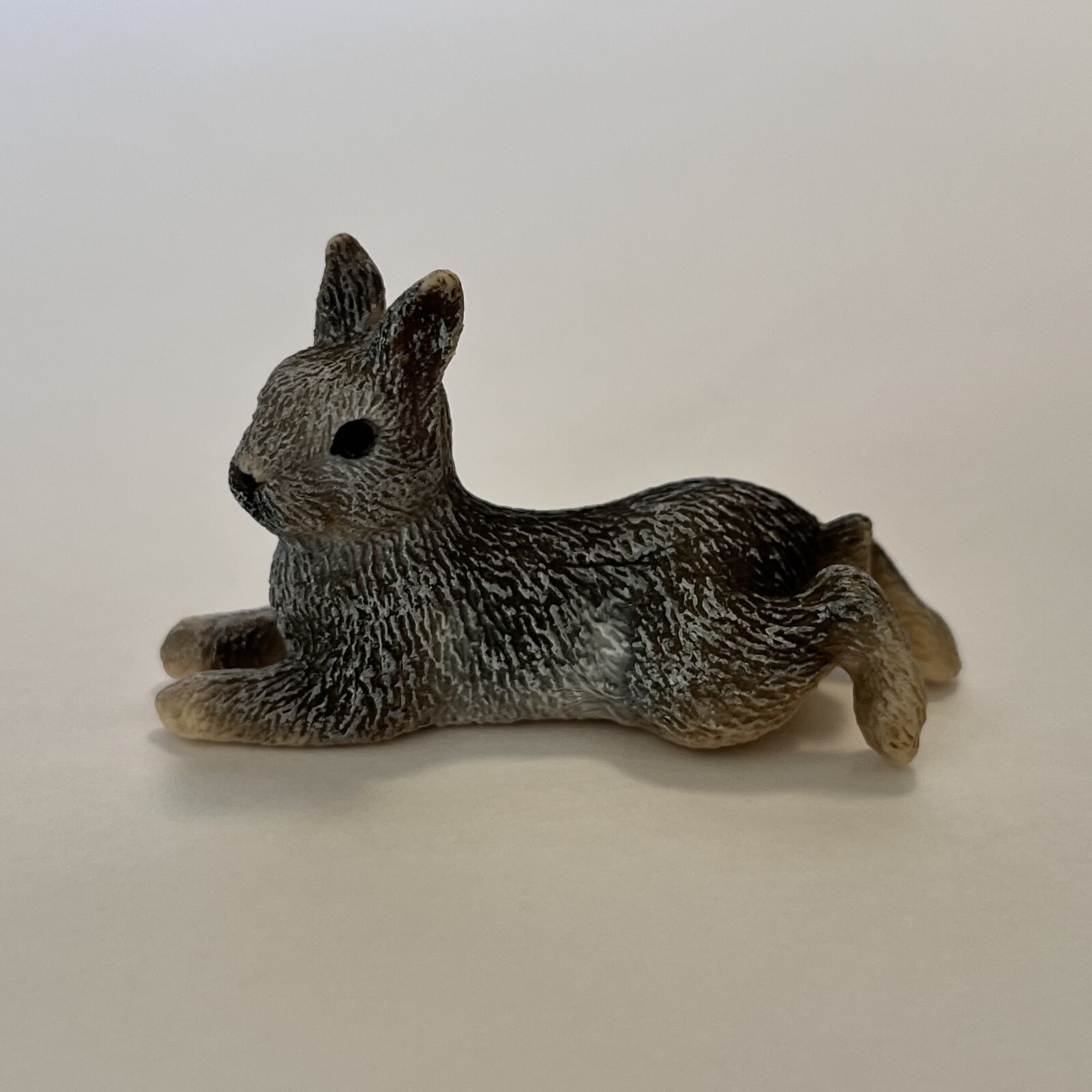 Schleich Rabbit Bunny Animal Figure Forest Farm Toy Laying 1" Tall ...