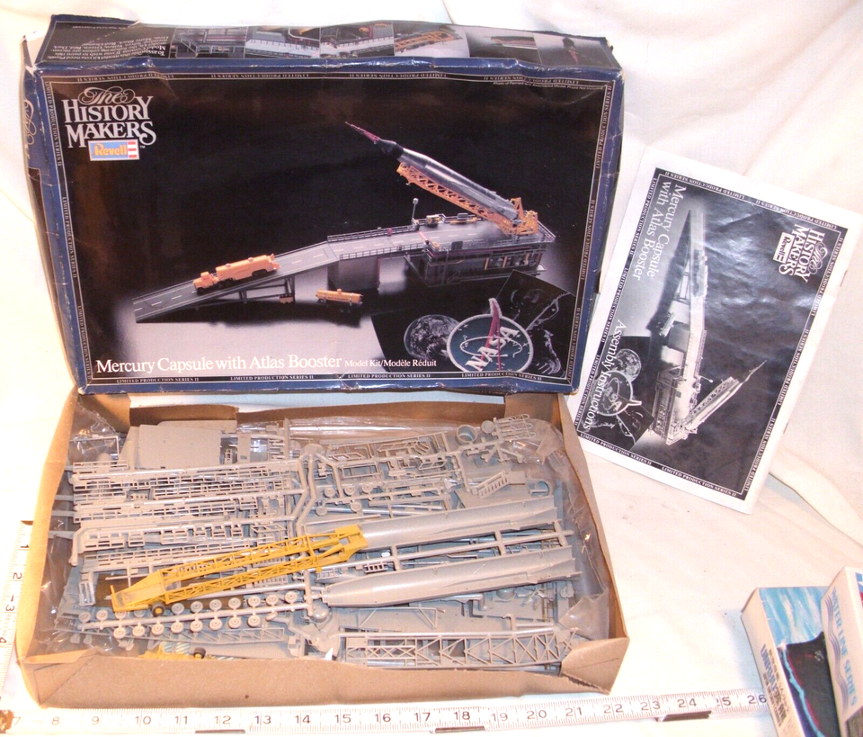 REVELL MERCURY CAPSULE WITH ATLAS BOOSTERS PLASTIC MODEL KIT BOXED 1: ...