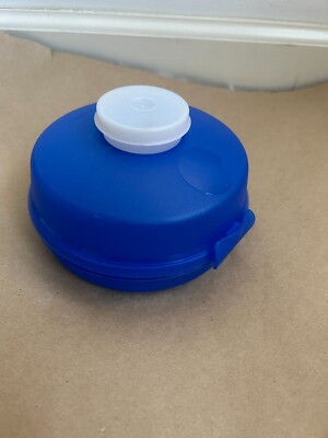 Tupperware Round Sandwich/Bagel Keeper Salad w dressing in top #4440A-4 ...