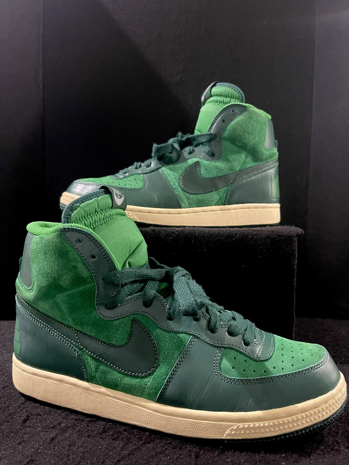 2005 Nike Terminator Hi (Incredible Hulk)/(312008-331… - Gem