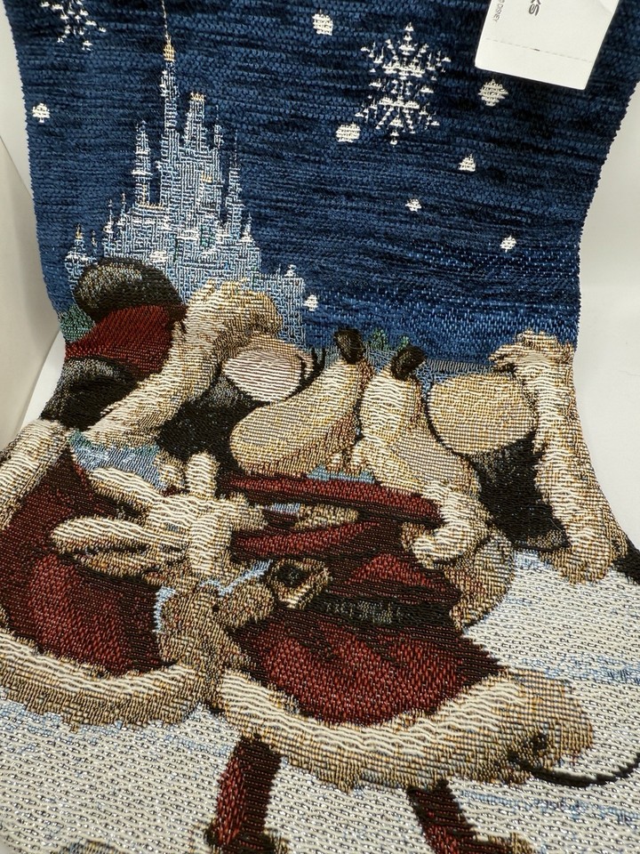 Disney Parks Santa Mickey & Minnie Mouse Kissing Skating Christmas ...