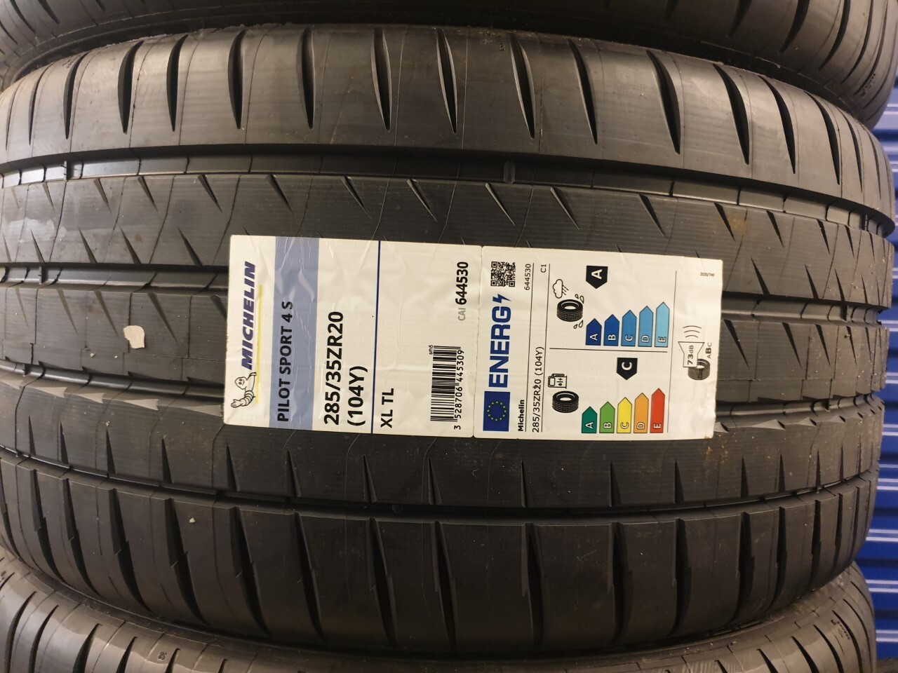 2X NEW MICHELIN PILOT SPORT 4S 285/35 ZR20 XL 104Y UHP 285 35 20 TYRES ...