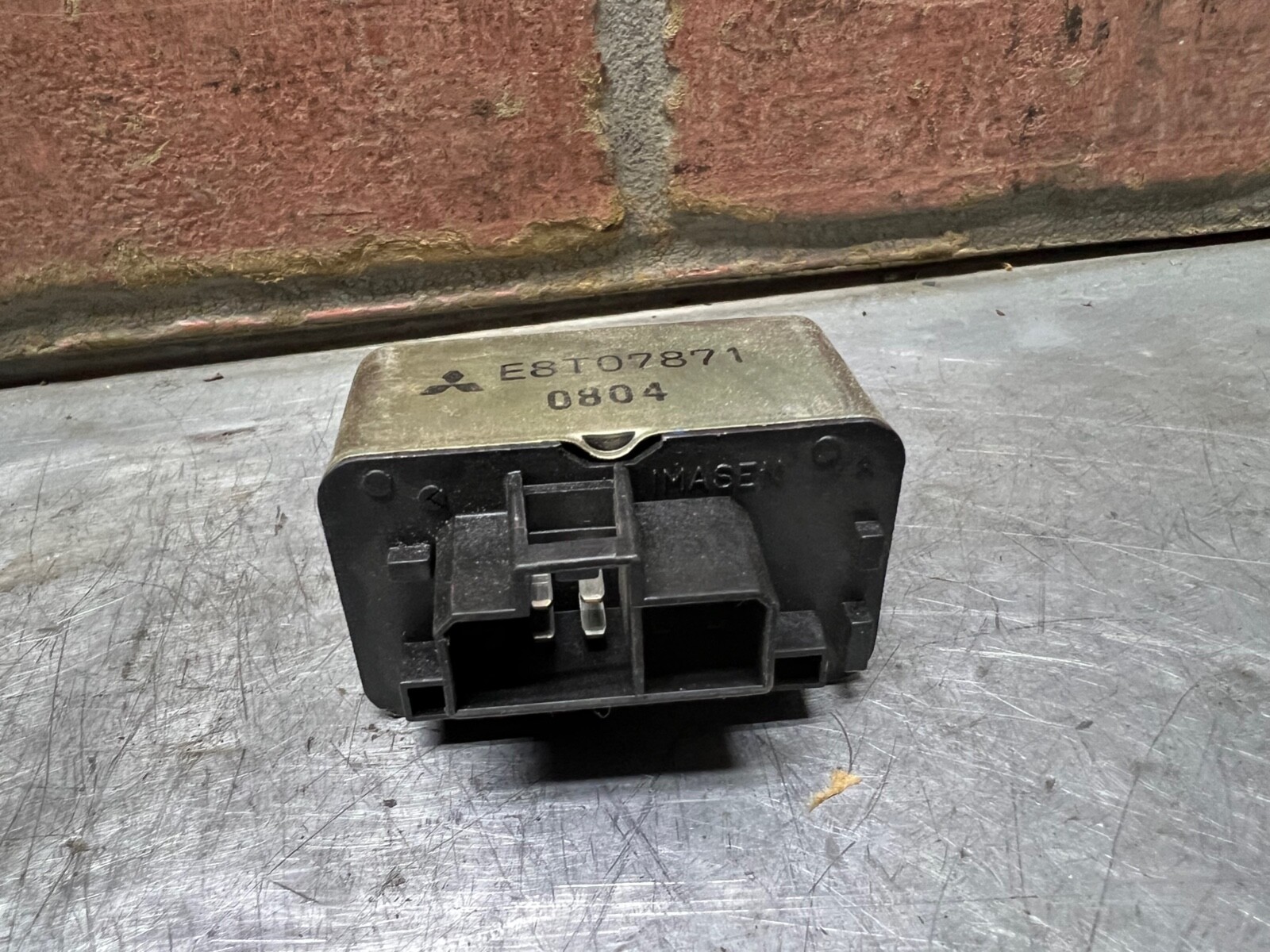 1991-1993 MITSUBISHI 3000GT DODGE STEALTH FUEL PUMP MFI RELAY E8T07871 ...