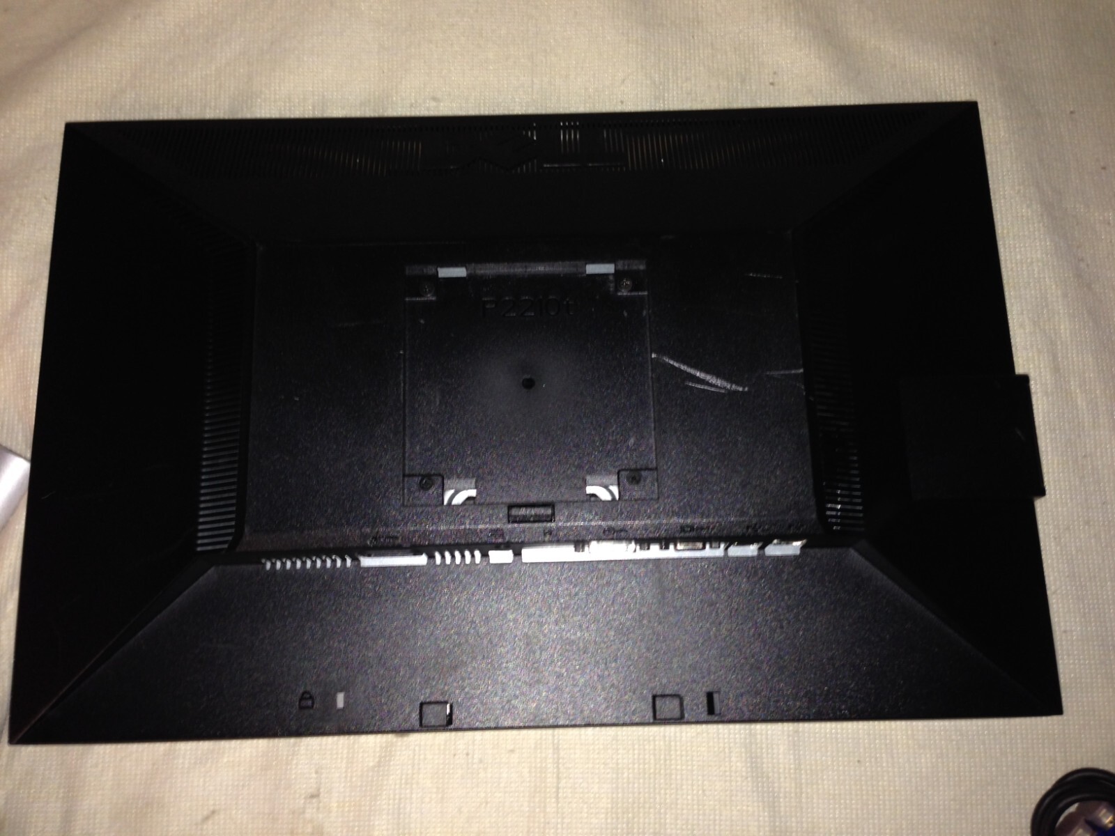 Dell UltraSharp 22" P2210T LCD Computer Monitor Flat screen VERY NICE ...