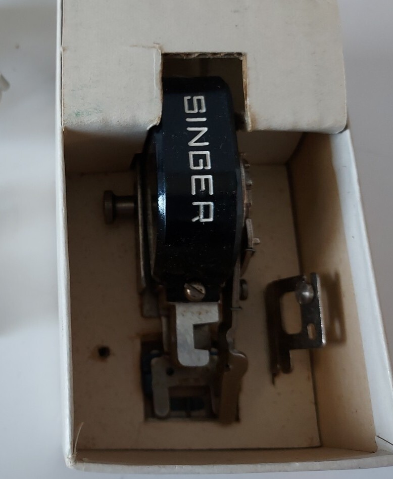 Rare 10 Singer Huge Lot Sewing Machine Attachments Zig Zag & Misc. | eBay