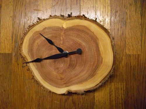 Live Edge Cedar Slab Wall Clock Rustic Decor, 9"x7” Diameter x 2" Thick ...