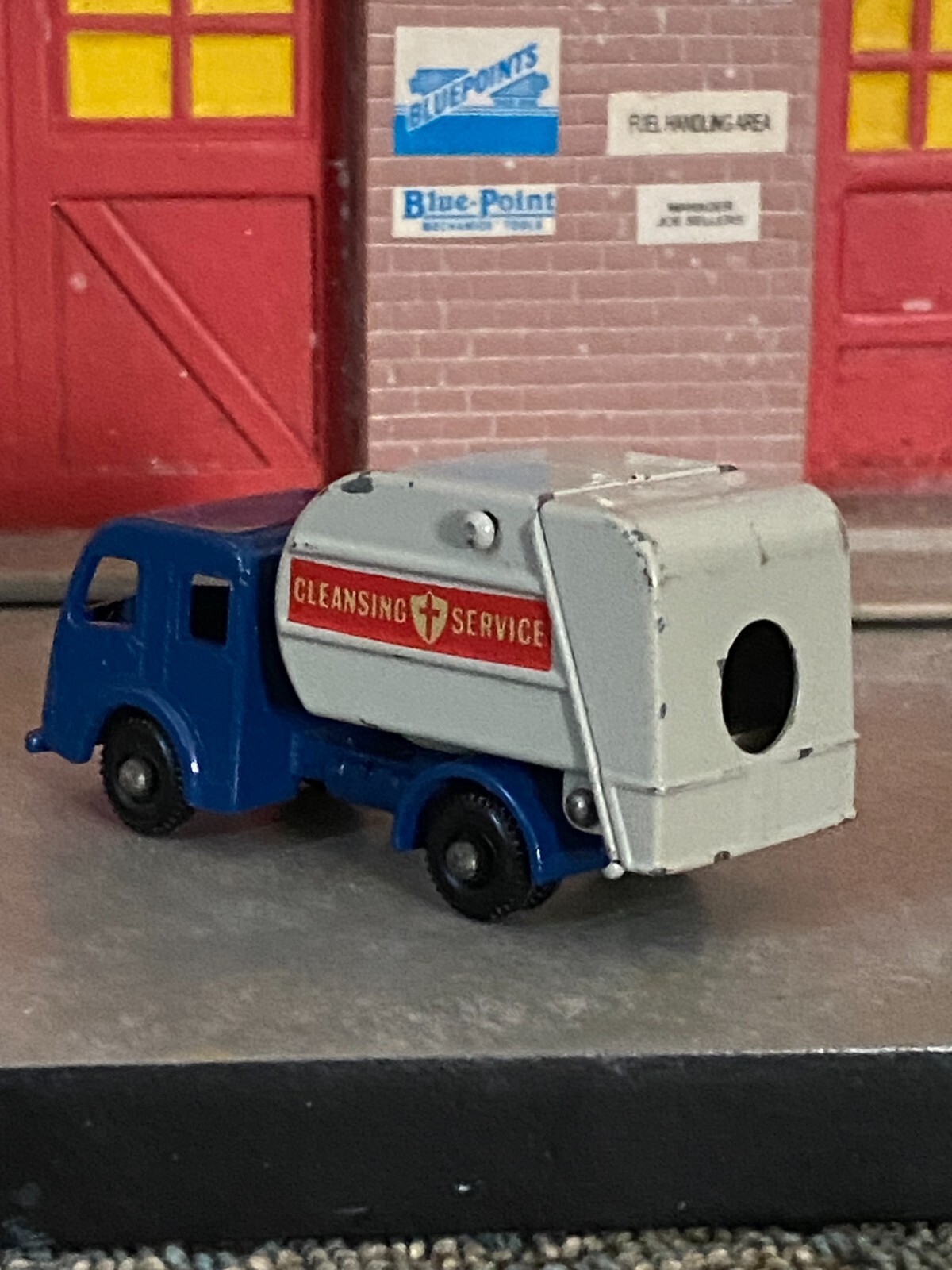 Lesney Tippax Refuse Collector No15 by Lesney made in England | eBay