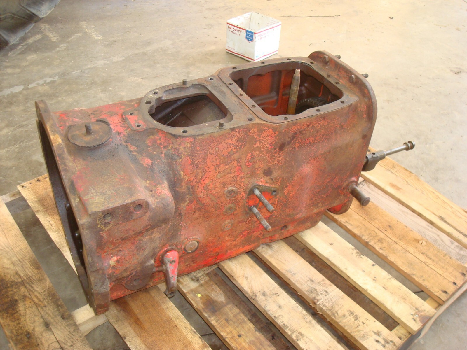 Ford 800 Tractor 5 Speed Transmission Assembly | eBay