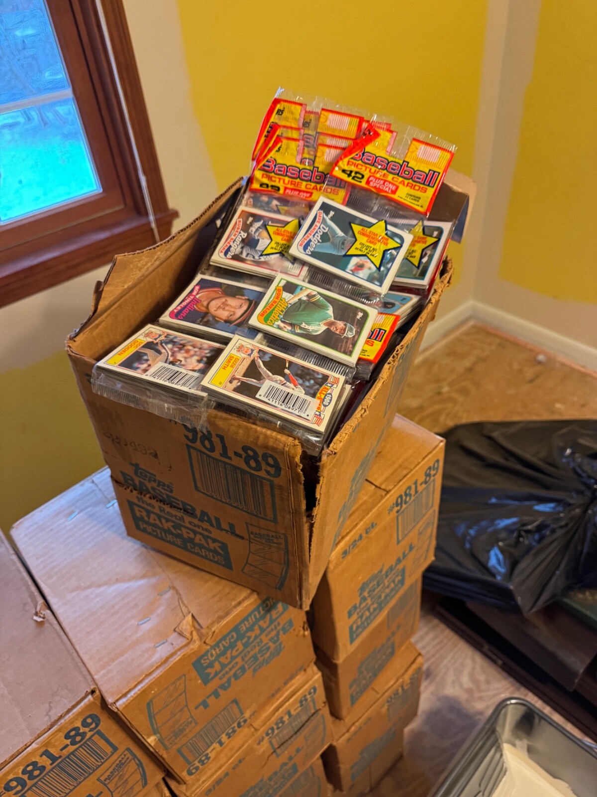 12 Cases Factory Sealed + 1 unsealed 1989 TOPPS BASEBALL RAK-PAK RACK ...