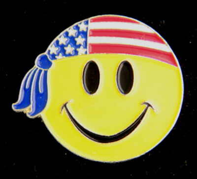 SMILE HAPPY SMILEY FACE US FLAG BANDANA LAPEL HAT PIN UP EMOJI EMOTICON ...