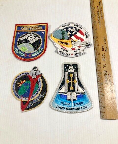 Lot of 4 NASA Patches Astronaut Space Shuttle- Nice lot take a look Now ...