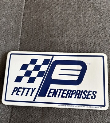 Petty Enterprises Logo Petty Enterprises Logo PNG Vector (AI) Free
