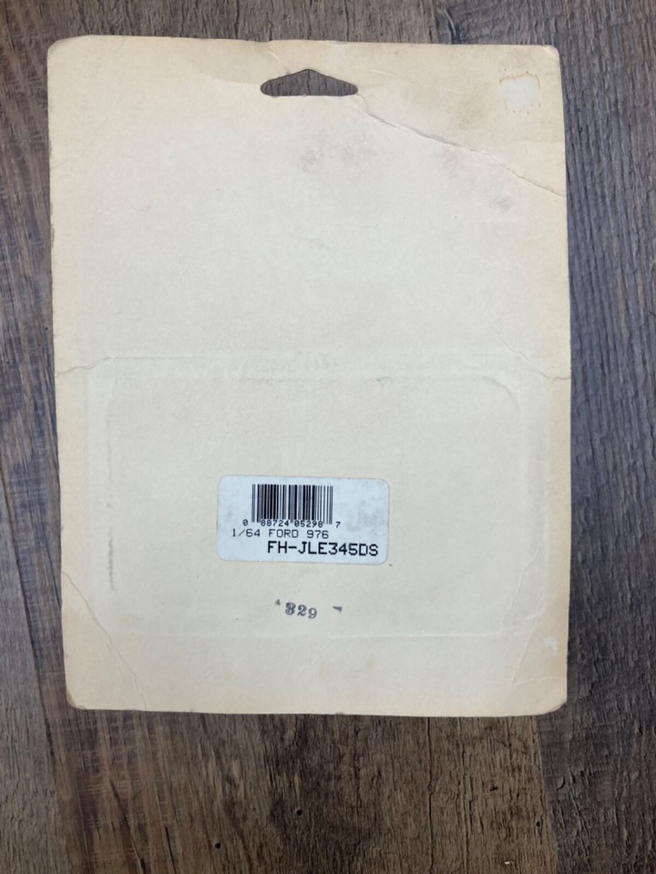 1/64 Ford 976 4WD Tractor With Duals new on card scale models | eBay