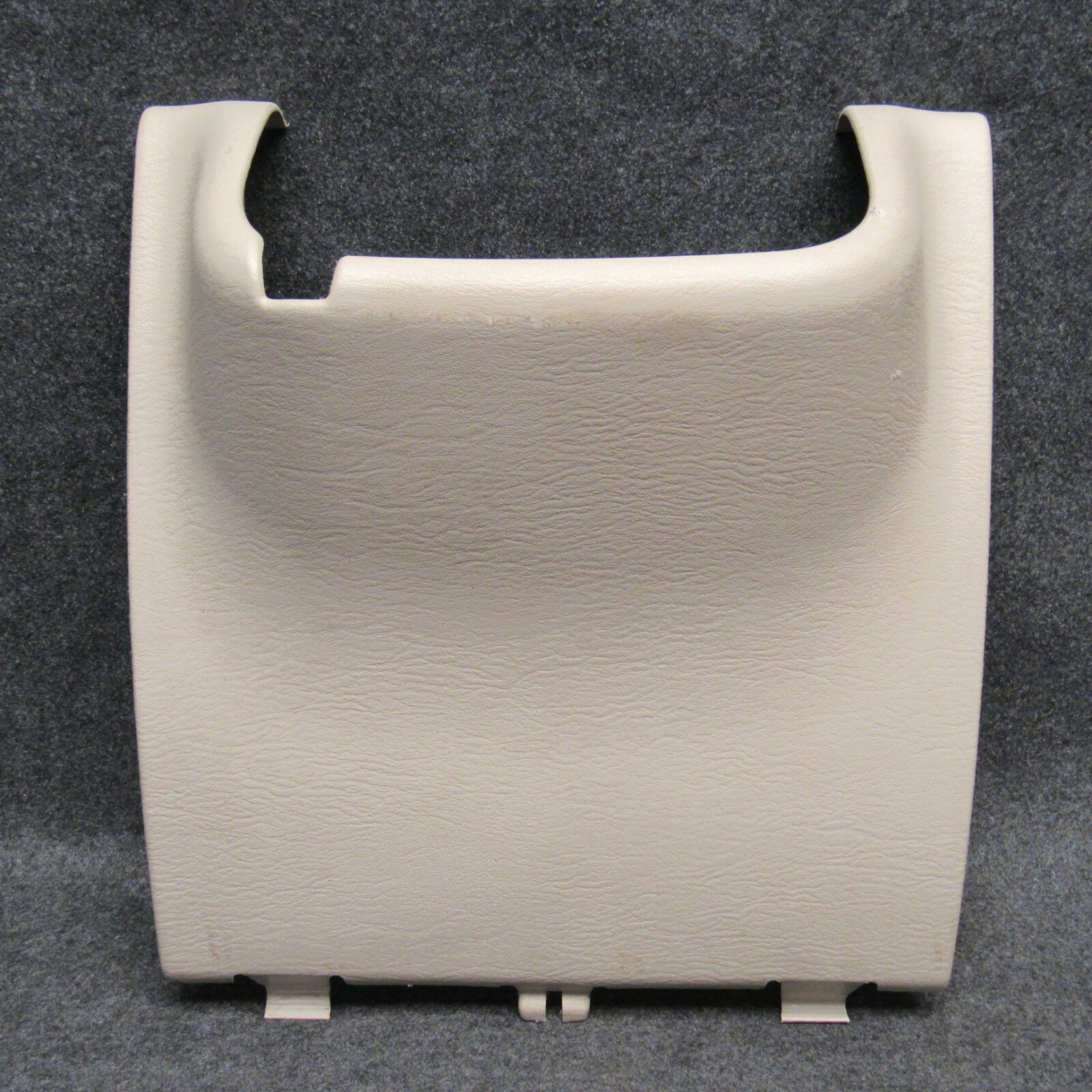 2001-2005 Chrysler PT Cruiser LH Dash Drivers Knee Bolster Panel Beige ...