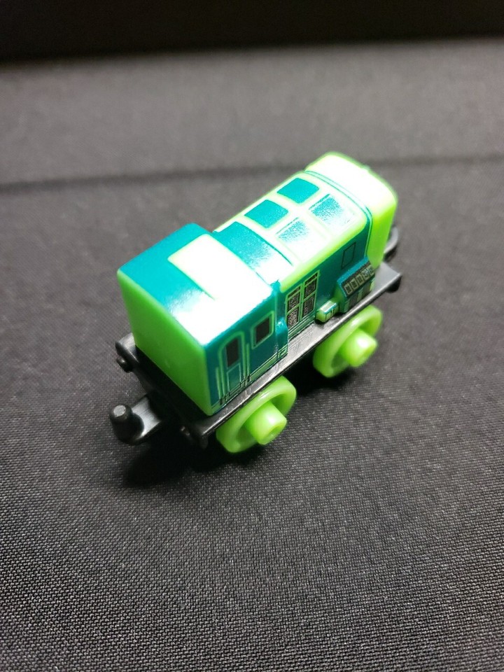 2014 Thomas the Train and Friends Mini Paxton Glow in the Dark Green | eBay