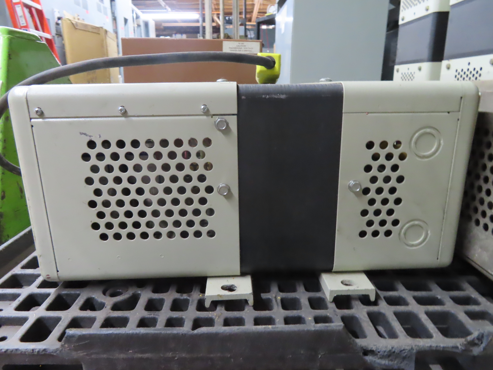 EMERSON SOLA MINI COMPUTER REGULATOR 63-23-230-8 480/120V 3000VA 1YEAR ...